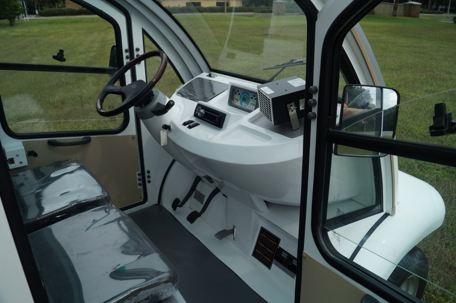 2-Seater Street Legal Utility Vehicle w/ Standard Hard Door | Moto ...