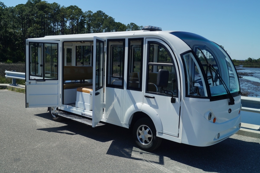 15-Passenger Electric Shuttle Bus - Transit Vehicle | Moto Electric ...