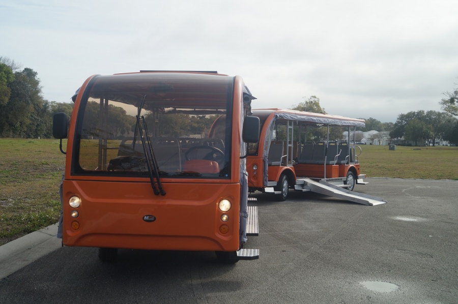 MotoEV Electro Transit Buddy 40 Passenger + 1 Wheelchair Electric Tram ...